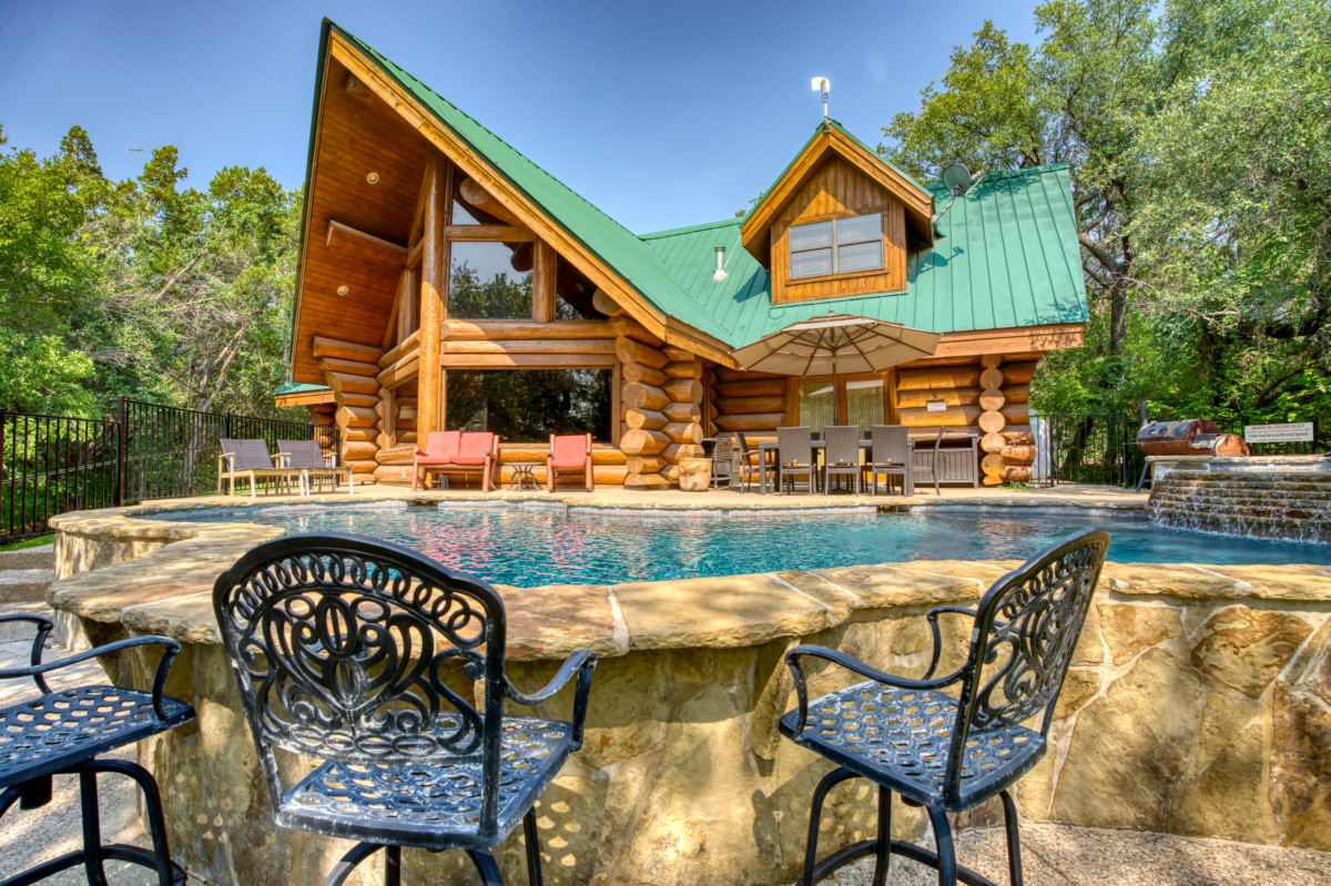 Lake House Rentals in Texas - Texas Hill Country Cabin Rentals